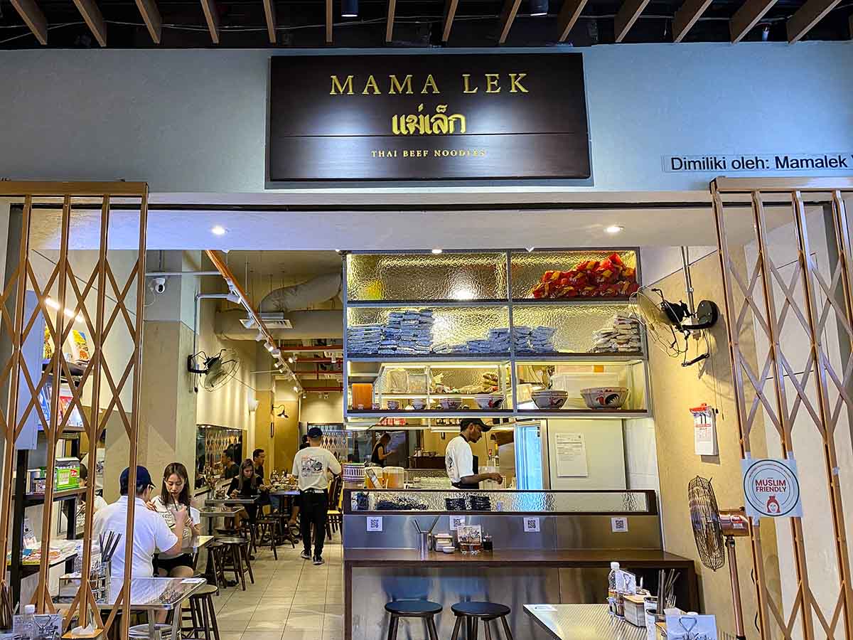 Mama Lek: Underrated award-winning Thai restaurant for Muslim-friendly ...