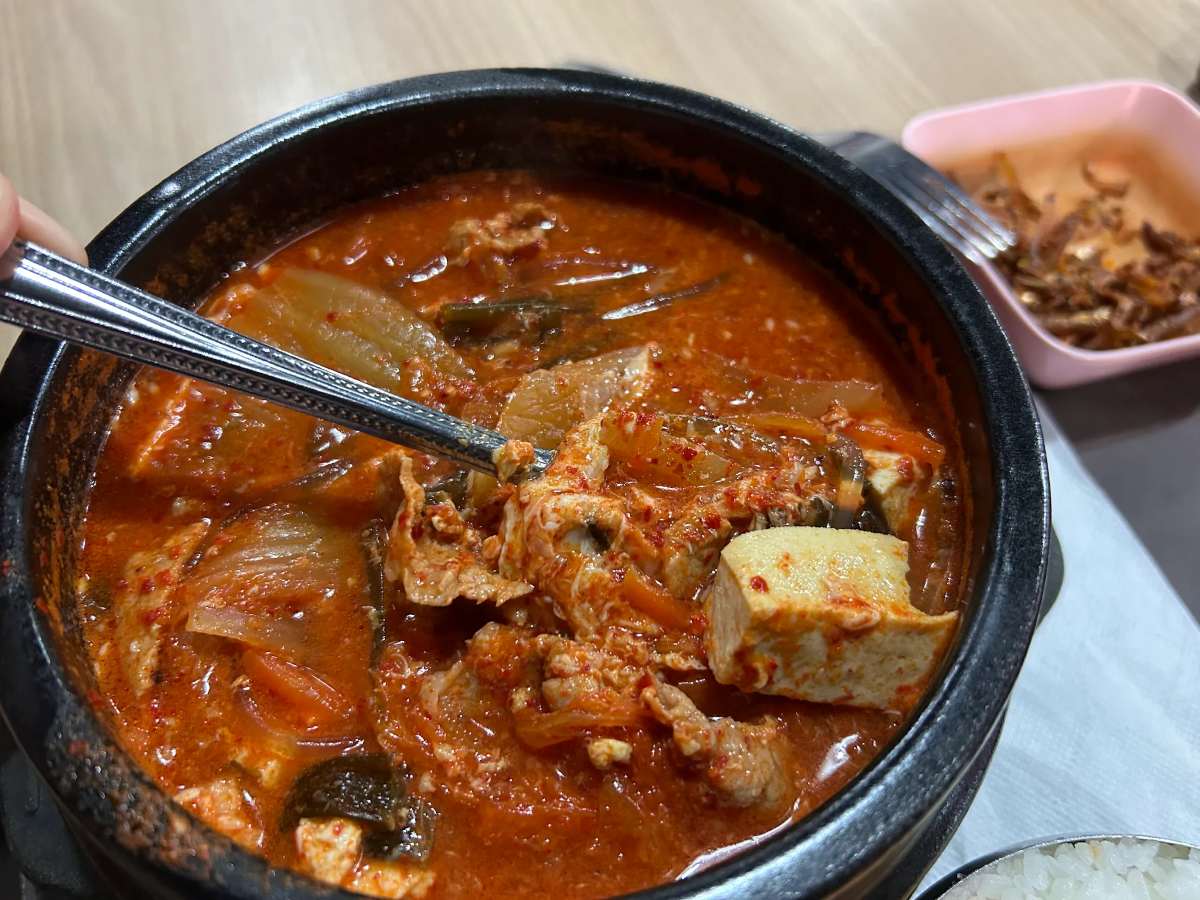 Kim Dae Mun to close down — goodbye, soulful & affordable Korean food ...