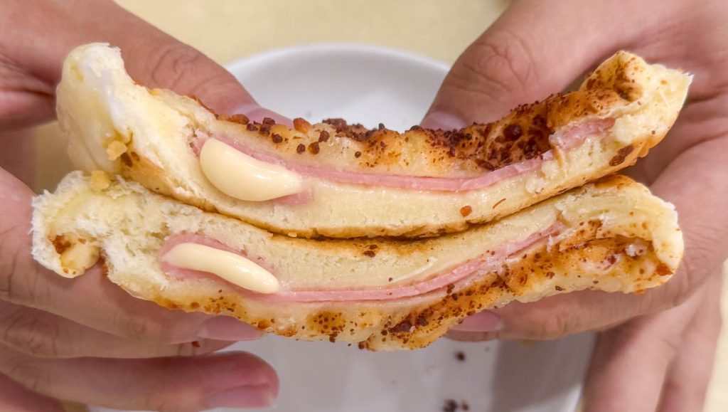Rotitiam: Queue-worthy hawker bakery with affordable buns baked fresh ...