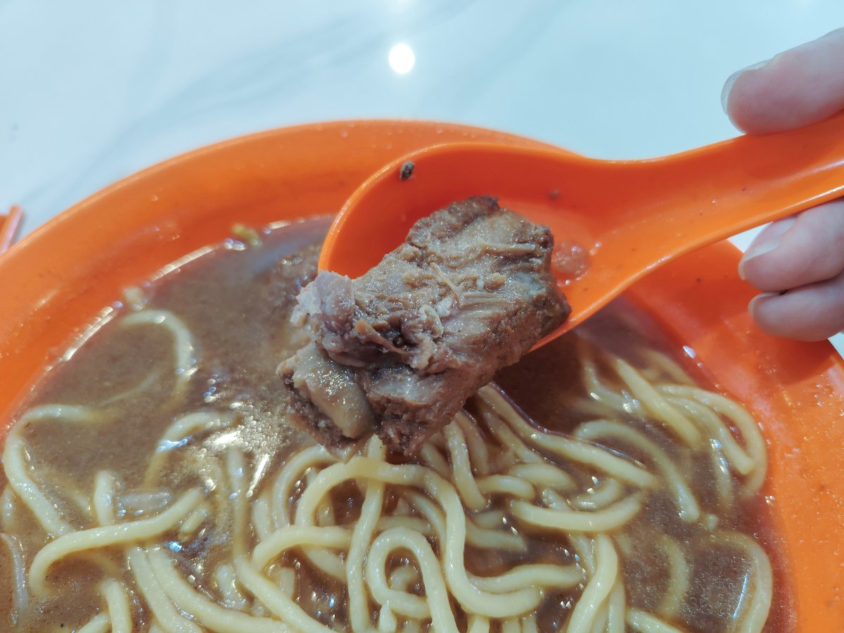 Middle Road Pork Ribs Prawn Mee: How does this famous hawker fare after ...